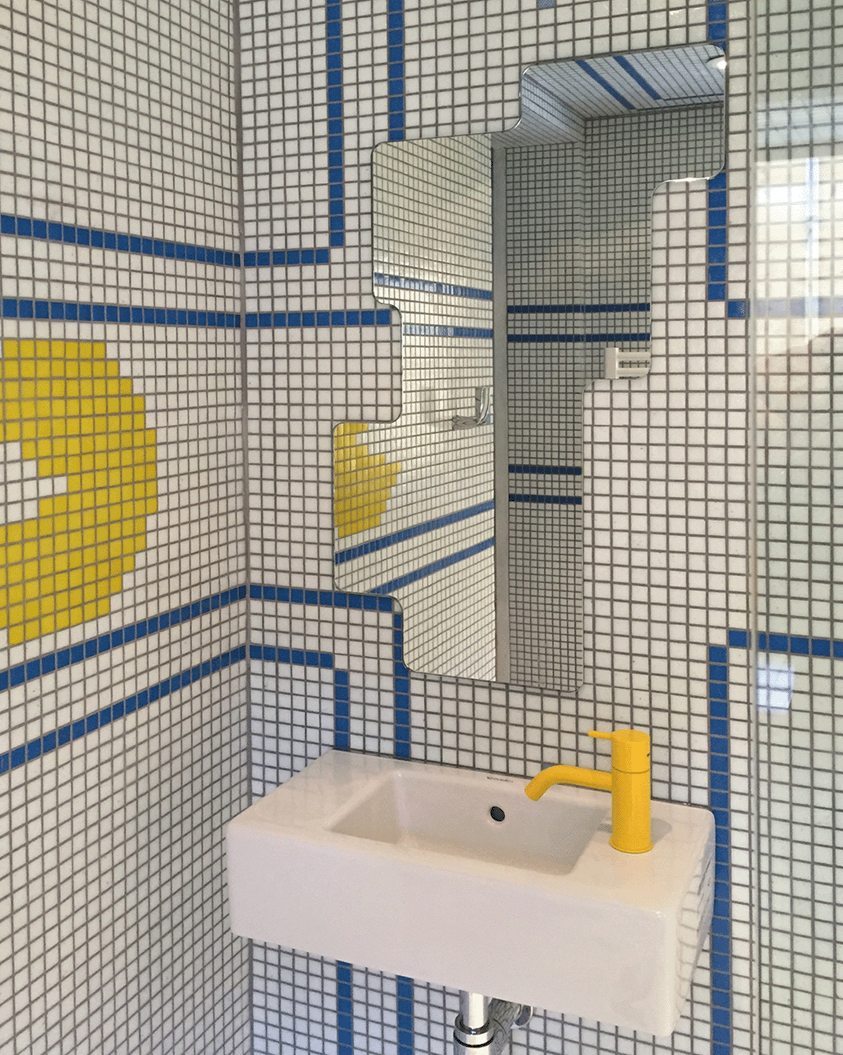 Pac-Man-inspired Bathroom Mirror – Patrick Ireland Frames